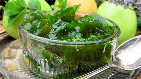 Old Fashion Apple Mint Jelly Recipe