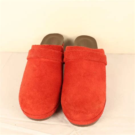 Cogs Shoes Womens Cogs Mules Size 8 Red Leather Buffed With In Heel