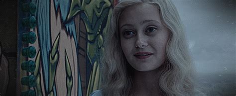Morfydds Clerk Ella Purnell As Emma From Tim Burtons