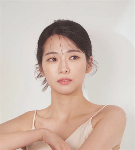 모델 자연스러움이 매력적인 배우and 모델 서지희 모델 포트폴리오 크몽