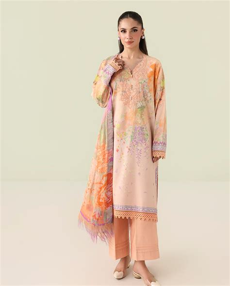 Roheenaz Sunlit Fern Rosette 2026 Sara Clothes
