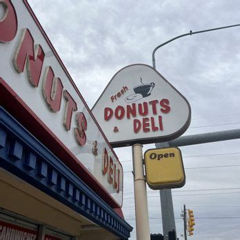 Fresh Donut And Deli Donuts 2699 S State St Salt Lake City Utah