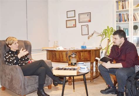 Psikiyatrist Elif Mutlu Yaşadığımız Dönemi Böyle Tanımlıyor Rezil Olmak çok Zorlaştı