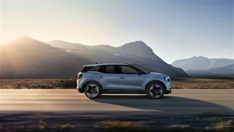 Ford Explorer Electric You Can Now Reserve The New Compact Suv That