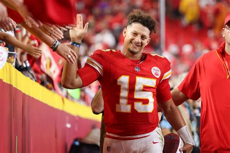 Texas High School Ditch Their 230500000 ‘goat Qb As Patrick Mahomes