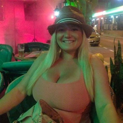 Thumbs Pro Huge Knockers On Regular Women