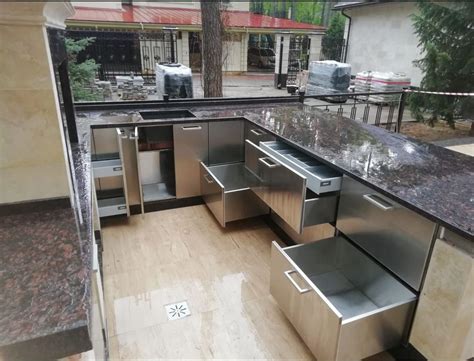 Кухни из нержавеющей стали в Москве: проектирование, производство ...