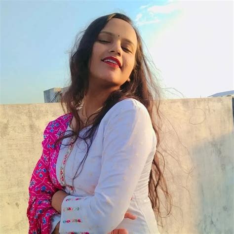 Nikisinger Nikisinger • Threads Say More