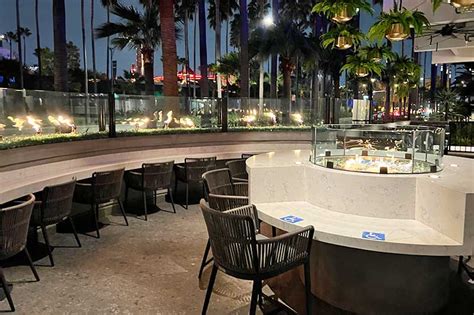 Get The Dish On Great Maple Modern American Eatery