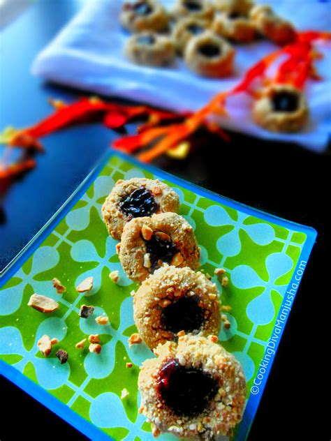 Almond Linzer Thumbprint Oats Cookies