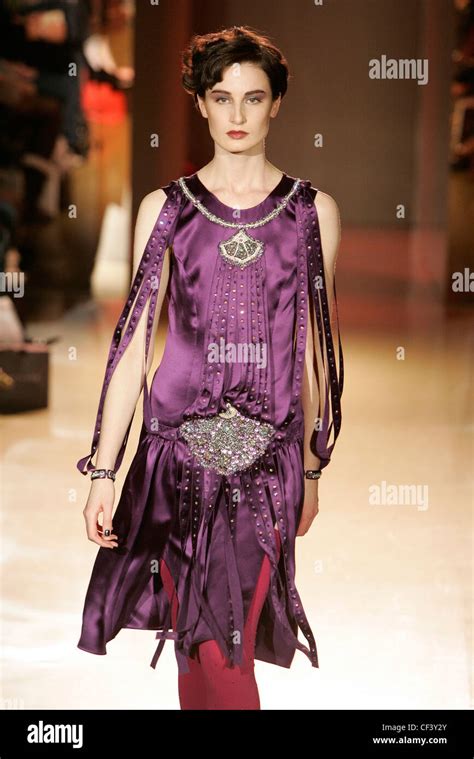 Jenny Packham London Ready To Wear Autumn Winter British Model Erin