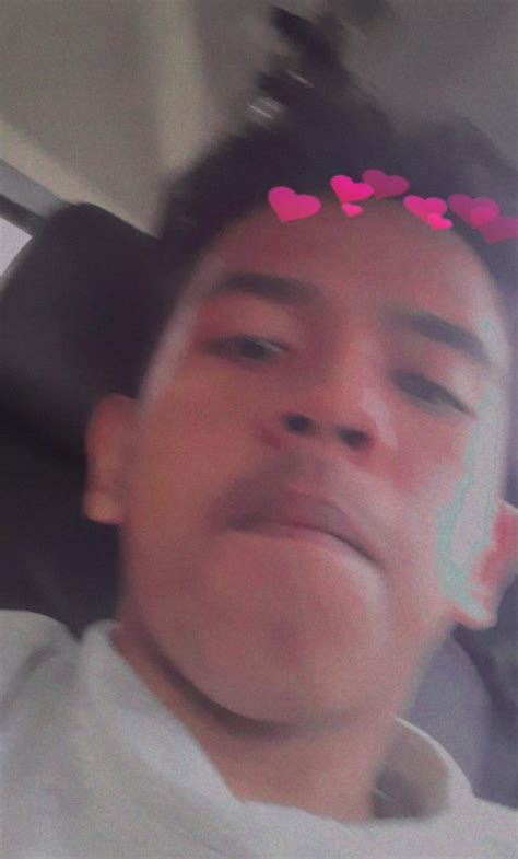 Harry Hauser Aus Hameln • 21 • Er Sucht Ihn Kontakt • Für Mehr Als Nur Sex