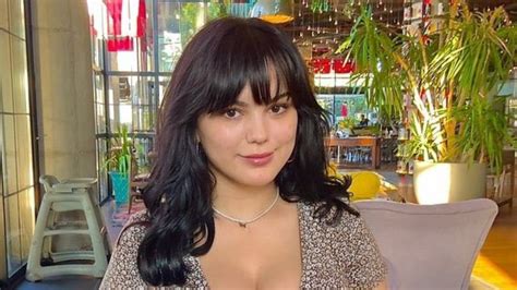 Who Is Azra Ay Vandan Turkish Onlyfans Star Arrested Over Plan To Sleep With 100 Men In A Day