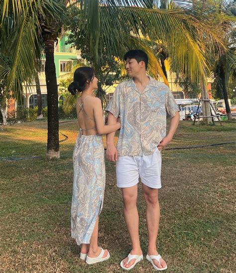 민민커플 휴양지필수 뒷트임찰랑 백리스 끈나시 롱원피스 반팔 셔츠 커플룩 시밀러룩 바캉스 동남아룩 신혼여행룩 스냅촬영 하와이 바다 해변 물놀이 피서룩