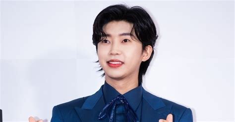 전국 아들딸 피켓팅에 한 줌 빛임영웅 최대 규모 콘서트장으로 간다