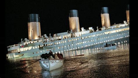 مخرج تايتانيك جيمس كاميرون يتهم أوشن غيت بتوفير النفقات