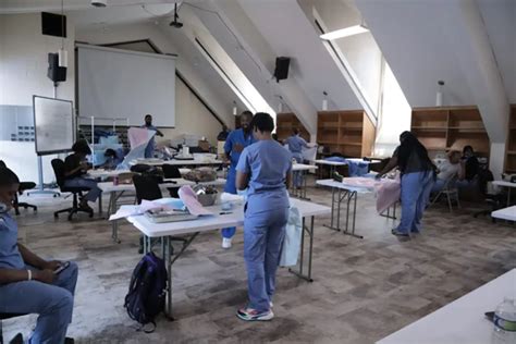 Sterile Processing Technician Salary Trends And Outlook 2025