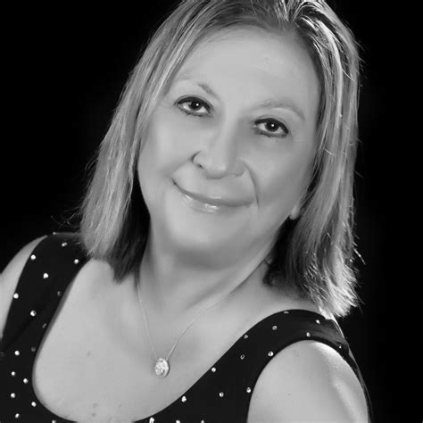 Danielle Nobles Instagram Twitter And Facebook On Idcrawl