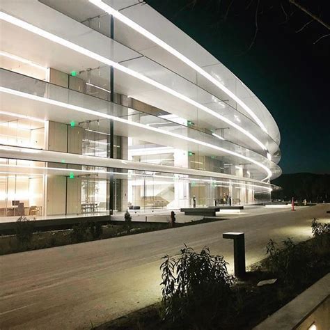 Pin Di Maarten Van Assche Su Modern Architecture Architettura
