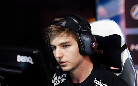 Csgo选手device头像 抖音