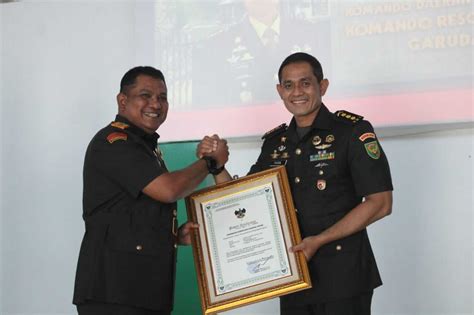 Pesan Danrem Kepada Kolonel Faisol Jabatan Jangan Merubah Sifat