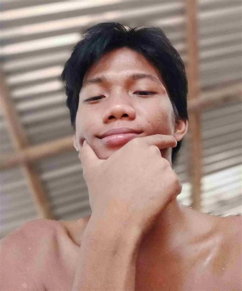 Massimo Weinert Aus Zwickau • 21 • Gay Sucht Ihn • Für Mehr Als Nur Sex