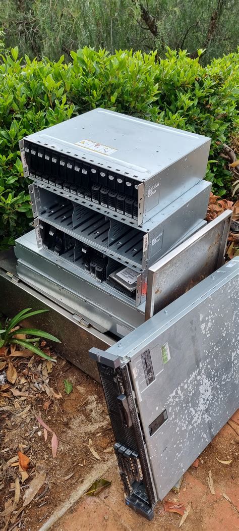 server farm r programmerhumor