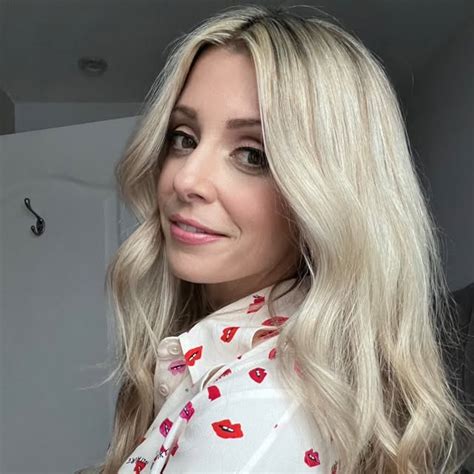 Danielle Graham Daniellegraham • Threads Say More