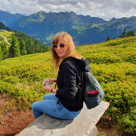 Sylvia Hoffbauer Verkaufsmanagementreferentin Lokalzeitungen Service Gmbh I Lvdl Xing