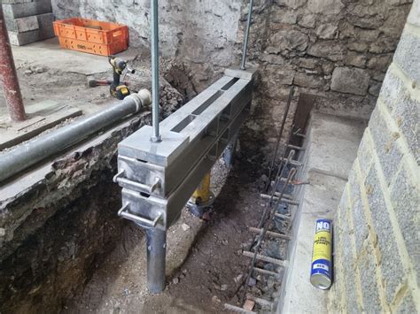 Load Testing Ground Screw Centre