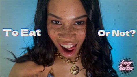 To Eat Or Not Ebony Voress Goddess Rosie Reed Gives You A Giantess Body Tour While Deciding If