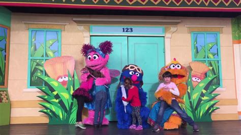 Meet And Greet Sesame Street Youtube