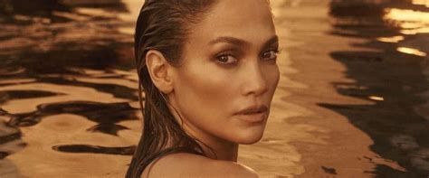 Jlo Prova Que Os 50 São Os Novos 30 Anos E Melhor Ainda