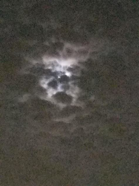 Mickey Mouse Cloud R Pics
