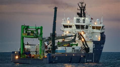 International Seabed Authority To Consider Bid To Oust Greenpeace Abc Pacific