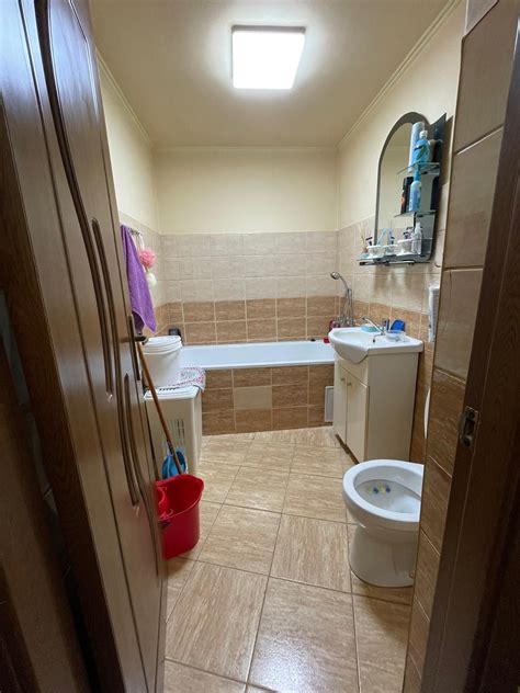 Vând schimb apartament cu casa maxim 25 km de Baia Mare Baia Mare OLX ro