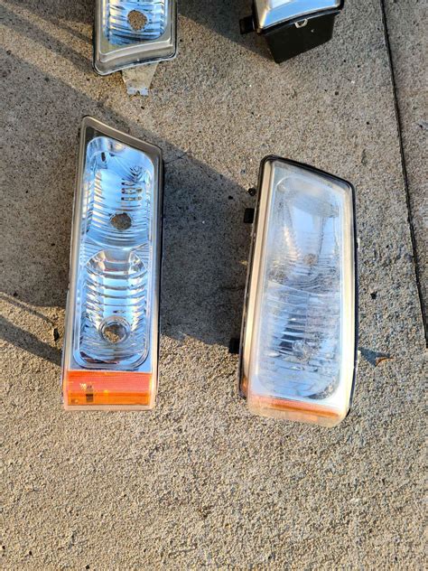 06 Chevy Silverado Headlighs And Parking Lights Car Lighting