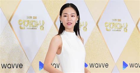 포토 한예리 순수한 순백의 드레스