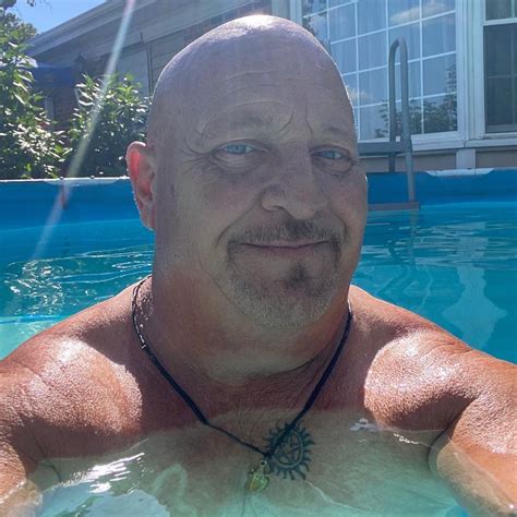 Hot Flash Hannah Added A New Photo Hot Flash Hannah