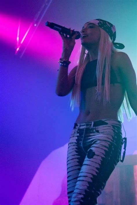 Dixie Damelio Performs With Cheat Codes At 2024 Stagecoach Festival In Indio 04 26 2024