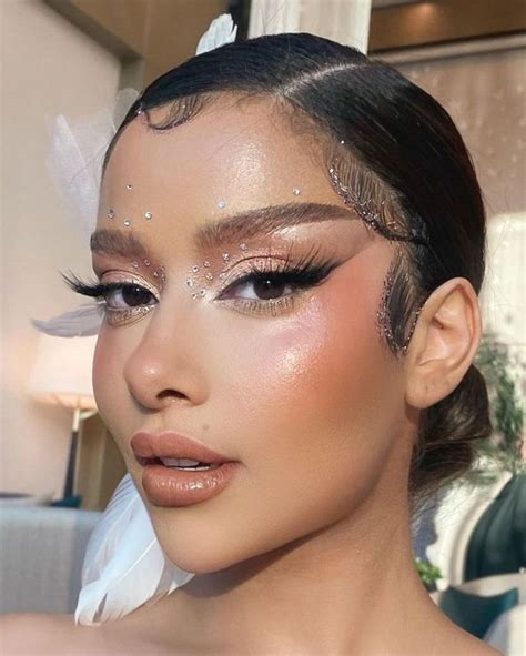 Aesthetic Inspirations For Social Media Tap Here Fashion Artistry