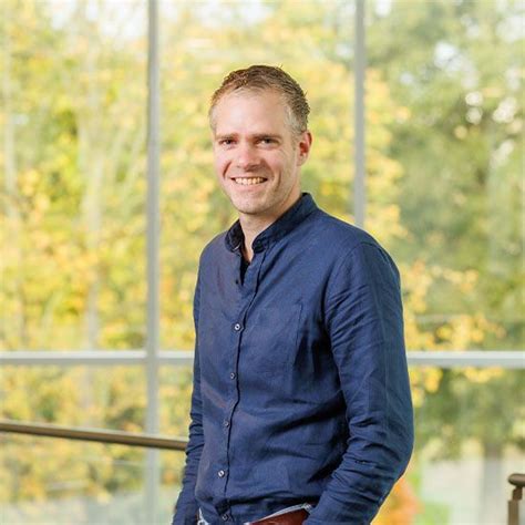 Modelling Of A Rotating Mixing Bag With Multiphase Cfd