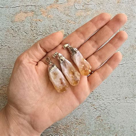 آویز سیترین راف نقره کوب