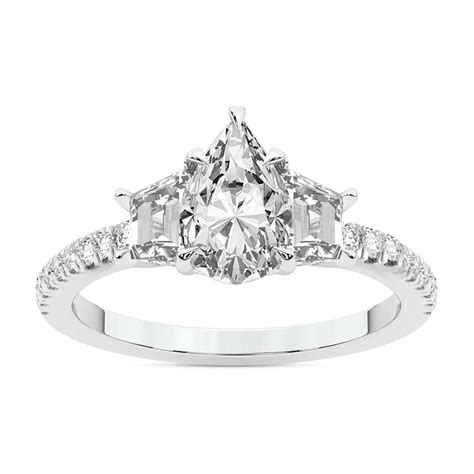Igi Certified 2 Carat Pear Shape Lab Grown Diamond Engagement Ring