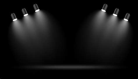 Free Vector Realistic Shiny Focus Light Effect On Dark Background