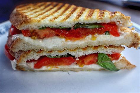 Panini Panino… Lets Call The Whole Thing Off Sandwich Tribunal