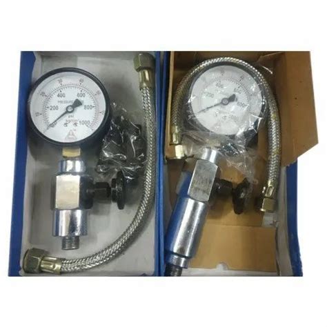 Analog Diesel Compression Tester For Automibile Garage Tools Capacity 1000 Psi At ₹ 3500