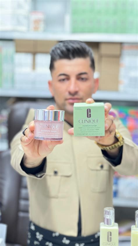 ‎آرایشی شریف زاده‎ ‎آبرسان مویسچر سرج ۱۰۰ ساعته کلینیک سفارش اروپا ۱۲۵ میل ویژگی‌های محصول