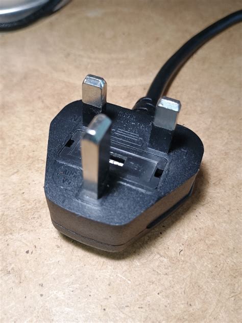 Defective Extension Lead No Grounding On Power Adapter Raspberry Pi