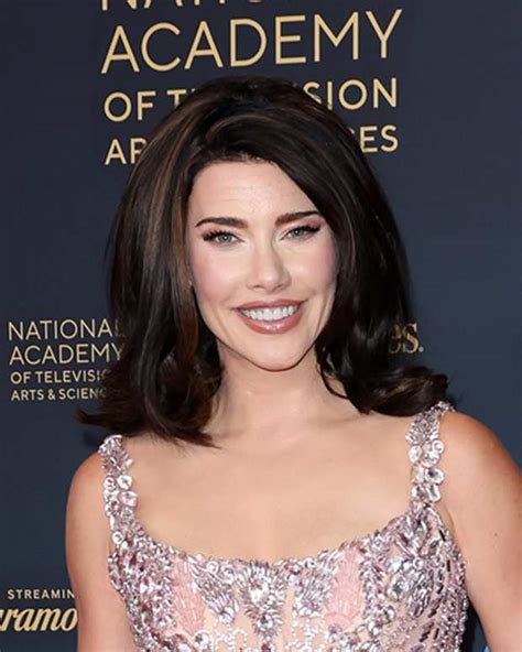 The Bold And The Beautifuls Jacqueline Macinnes Wood Pregnant With